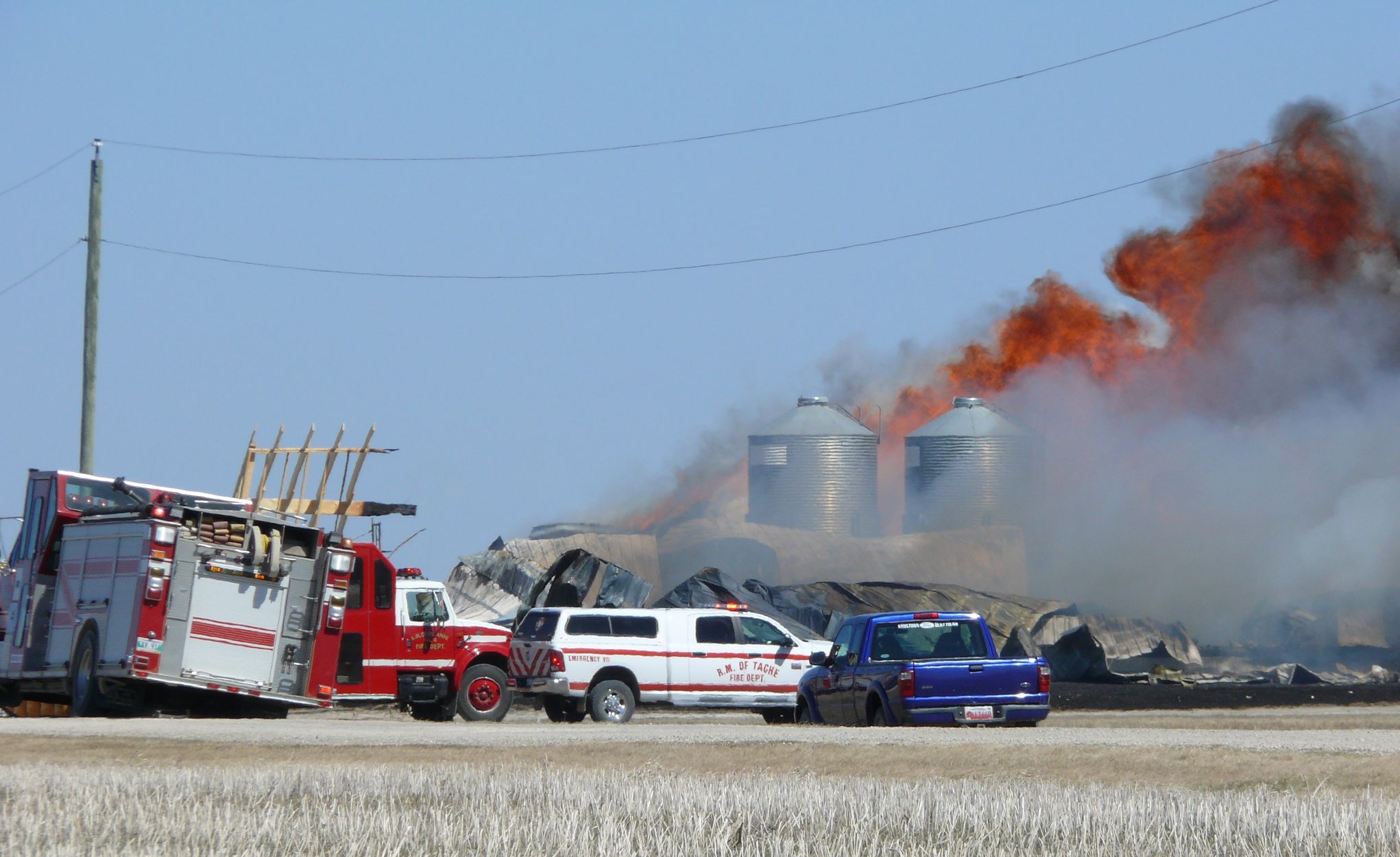 Blaze levels hog barn operation – The Carillon