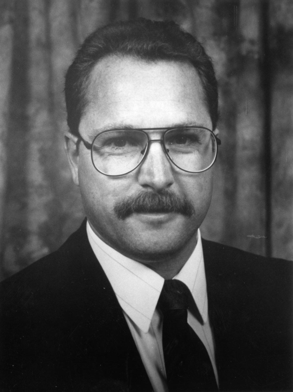 Honouring former Steinbach fire chief – The Carillon