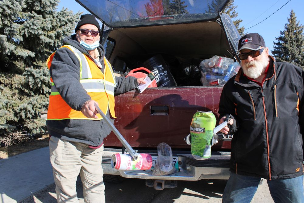 Environmental cleanup, one piece at a time – The Carillon