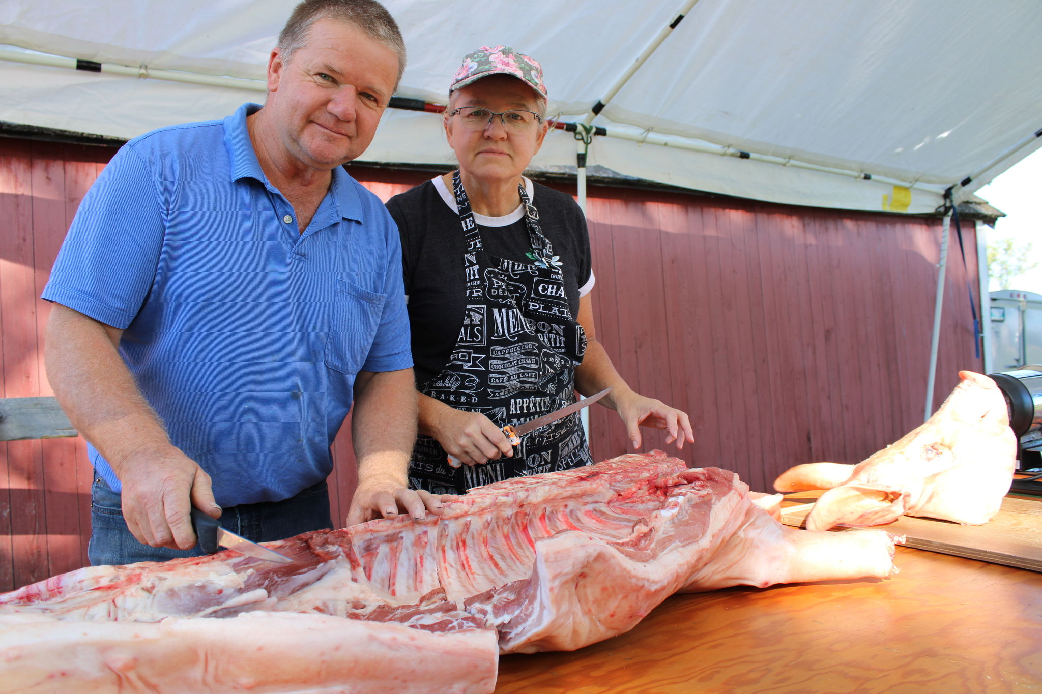 A clean look at hog butchering – The Carillon