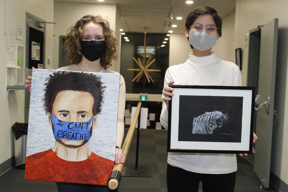 Grunthal grads process rough year through art – The Carillon