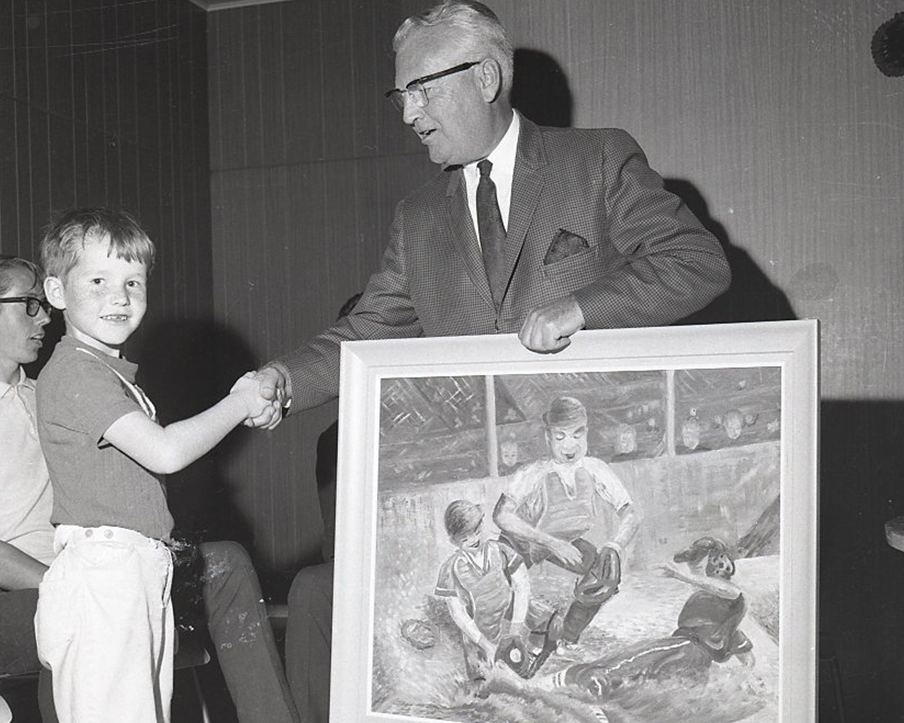 Manitoba Baseball Hall of Fame pays tribute to T.G. Smith – The Carillon
