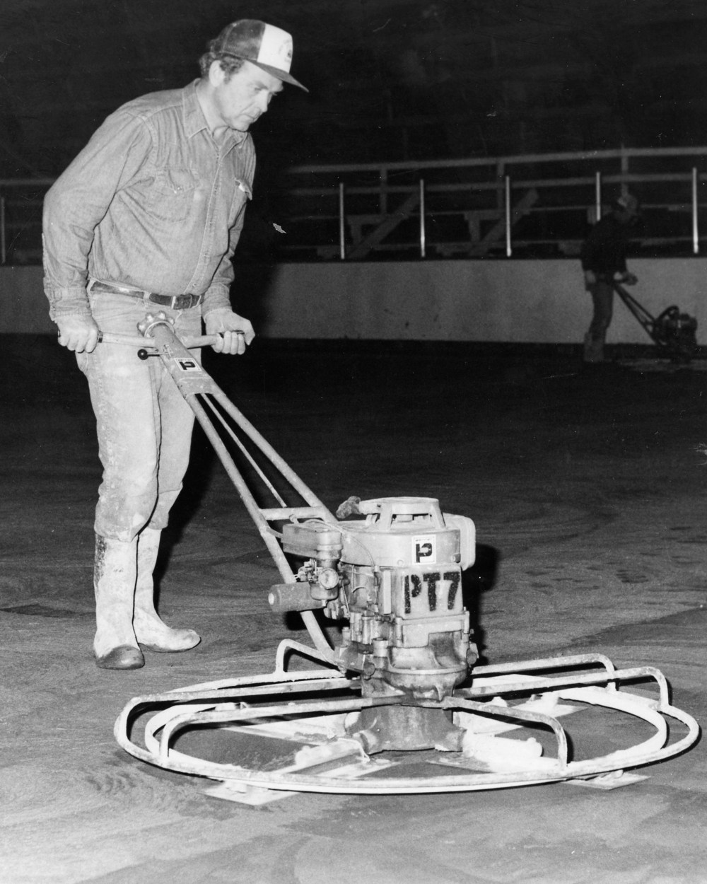 SPORTS FLASHBACK 1984: Grunthal getting ready for spring – The Carillon