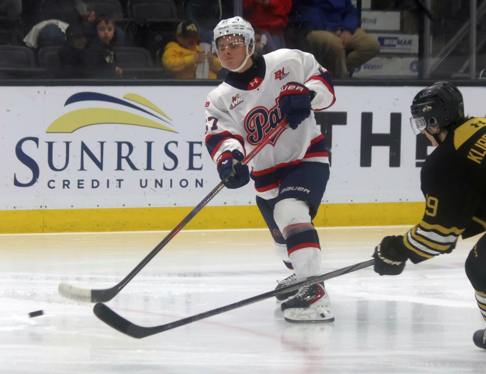 Ste Anne’s Zach Lansard shoots up NHL draft list – The Carillon